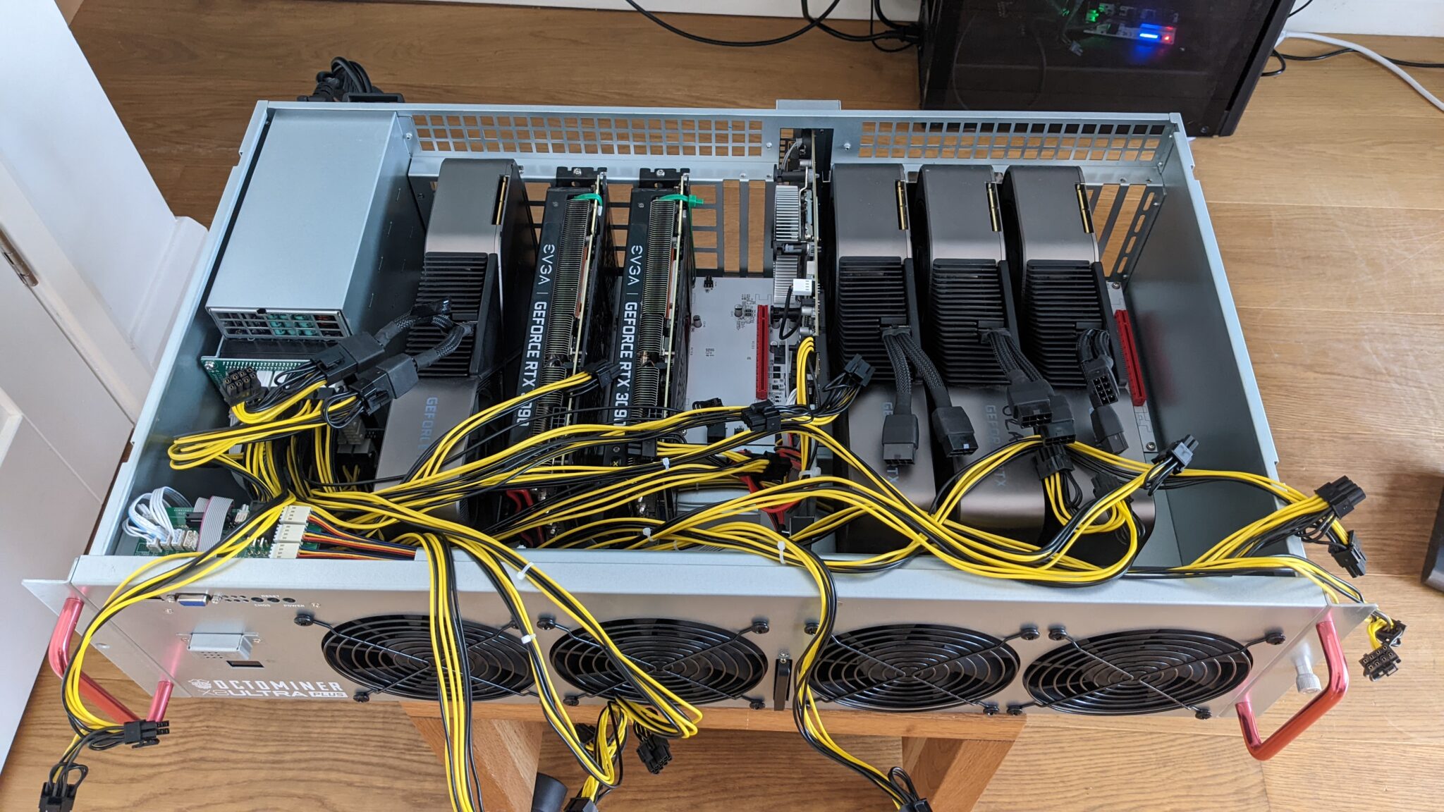 Installing and migrating to the Octominer x8 Ultra Plus – MyMiningRig