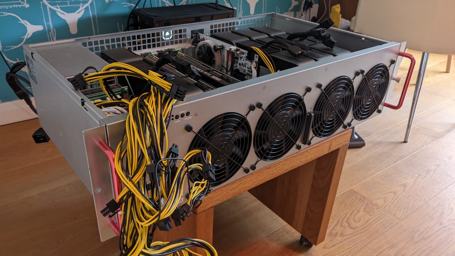 Installing and migrating to the Octominer x8 Ultra Plus – MyMiningRig